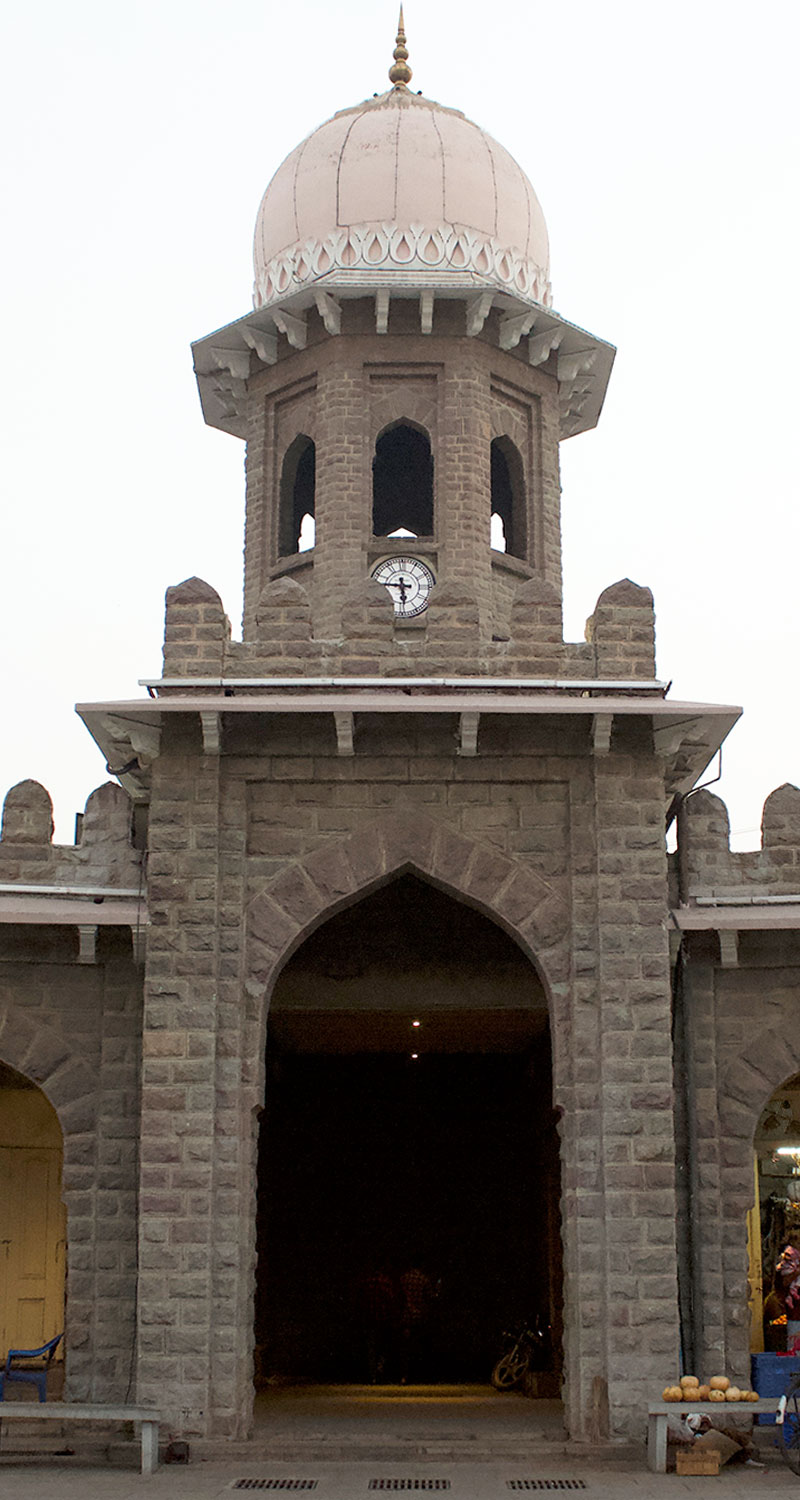 Moazzam Jahi Market